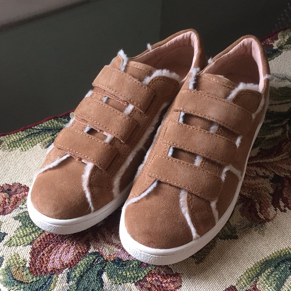 UGG | Shoes | New Ugg Alix Spill Seam Chestnut | Poshmark